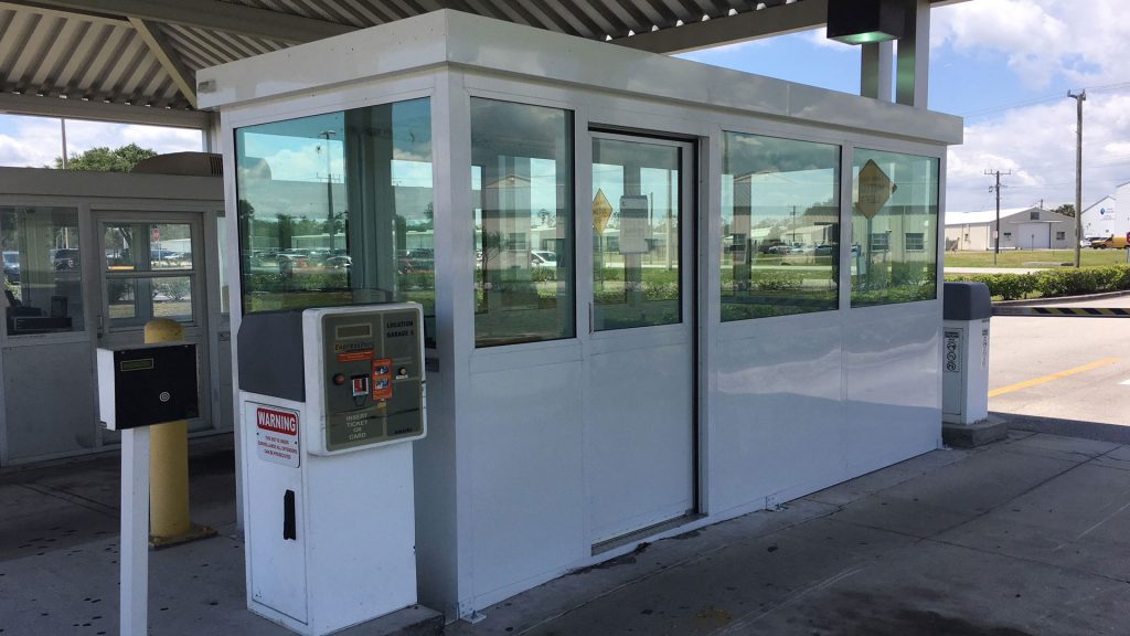 How to Choose the Type of Doors for your Guard Booth – Guard Booth ...